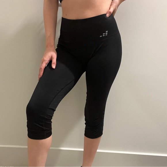 bcg | Pants & Jumpsuits | Bcg Black Capri Leggings | Poshmark
